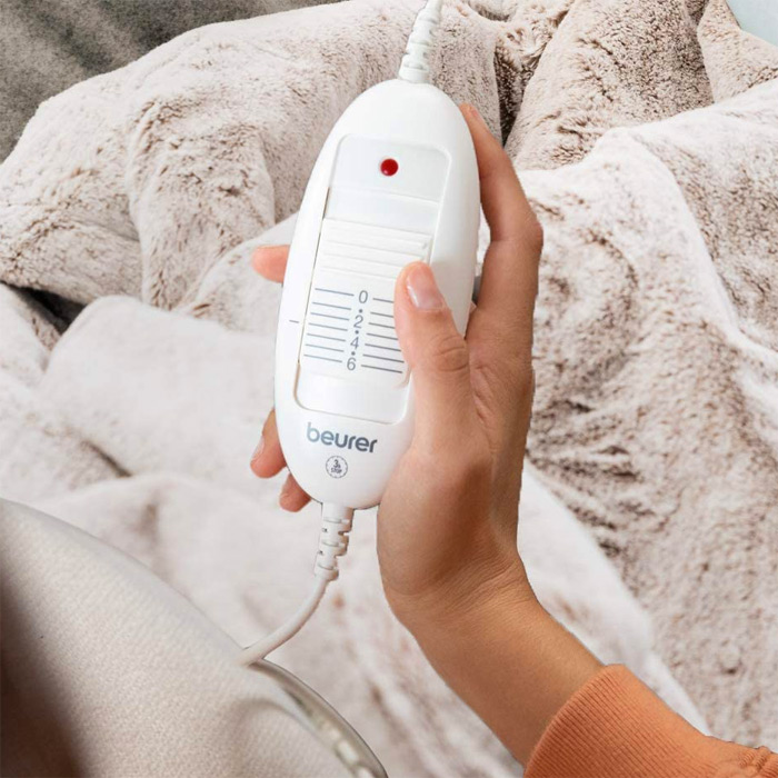 Beurer HD 75 Heated Throw Blanket (Grey) | Health and Care